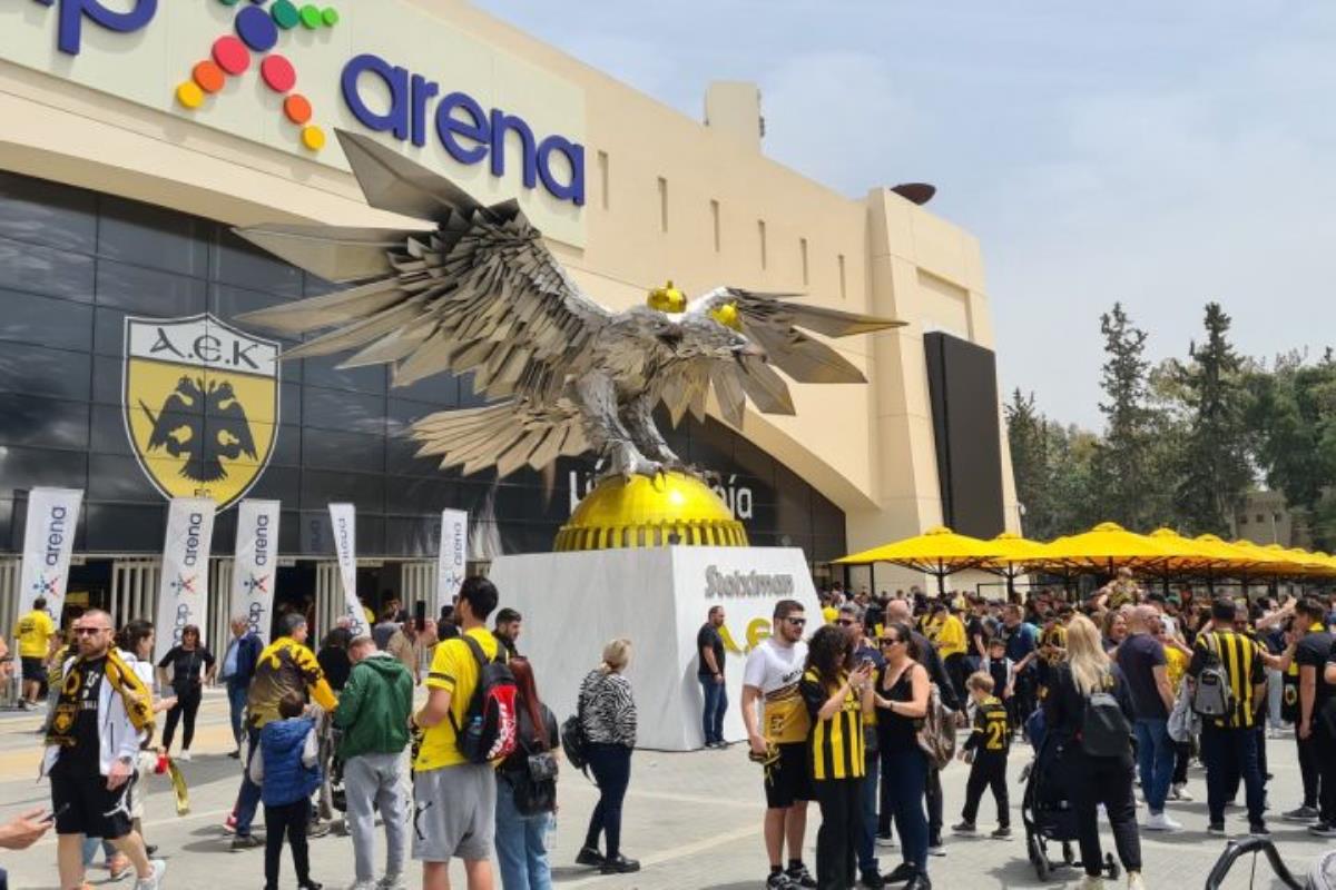 ΑΕΚτζήδικη τρέλα: Χιλιάδες κόσμου έξω από την OPAP Arena - Τι γίνεται 6 ...