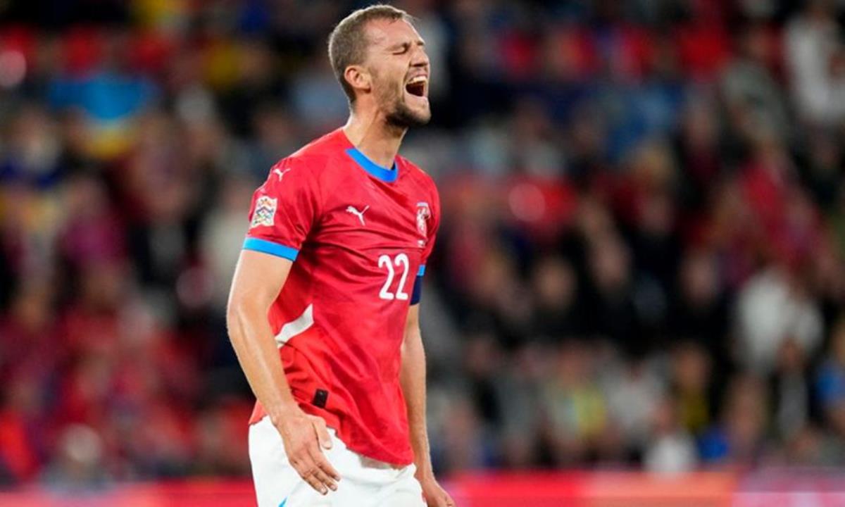 Συγκλονίζει γνωστός ποδοσφαιριστής: «Δυο χρόνια φρίκης» στη μάχη με την ...