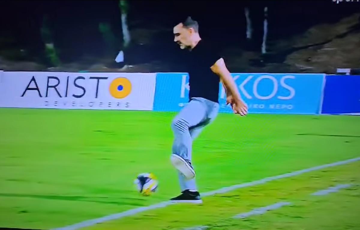 Πάφος-Απόλλων: ΣΠΑΝΙΟ σκηνικό με Καρσέδο και.. κίτρινη κάρτα - Τι έγινε ...