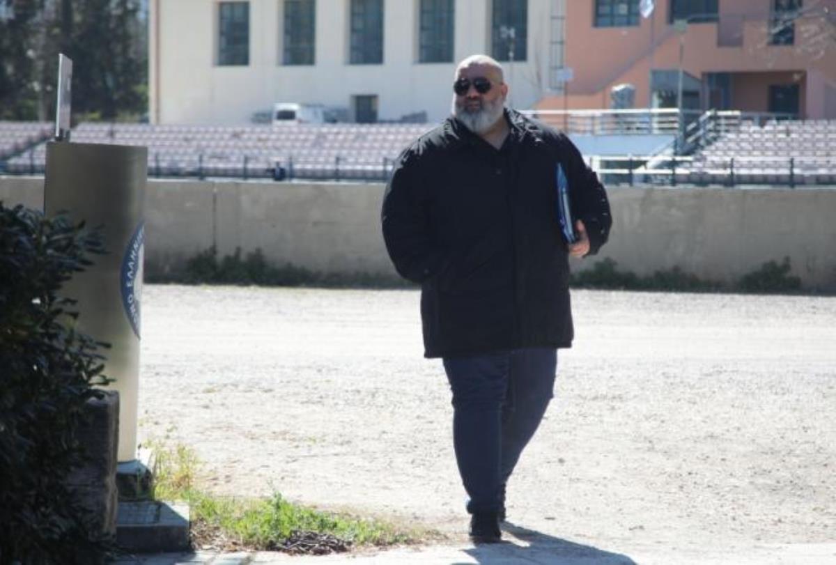 Επίθεση Καραπαπά σε ΕΠΟ και ΚΕΔ για τη λειτουργία του VAR | Thema ...