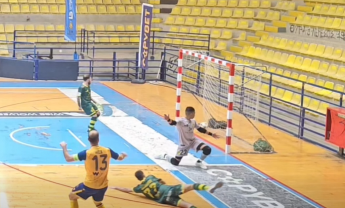 ΦΑΣΗ για... VAR και στο ΦΟΥΤΣΑΛ (ΒΙΝΤΕΟ) | Thema Sports Αθλητικές Ειδήσεις