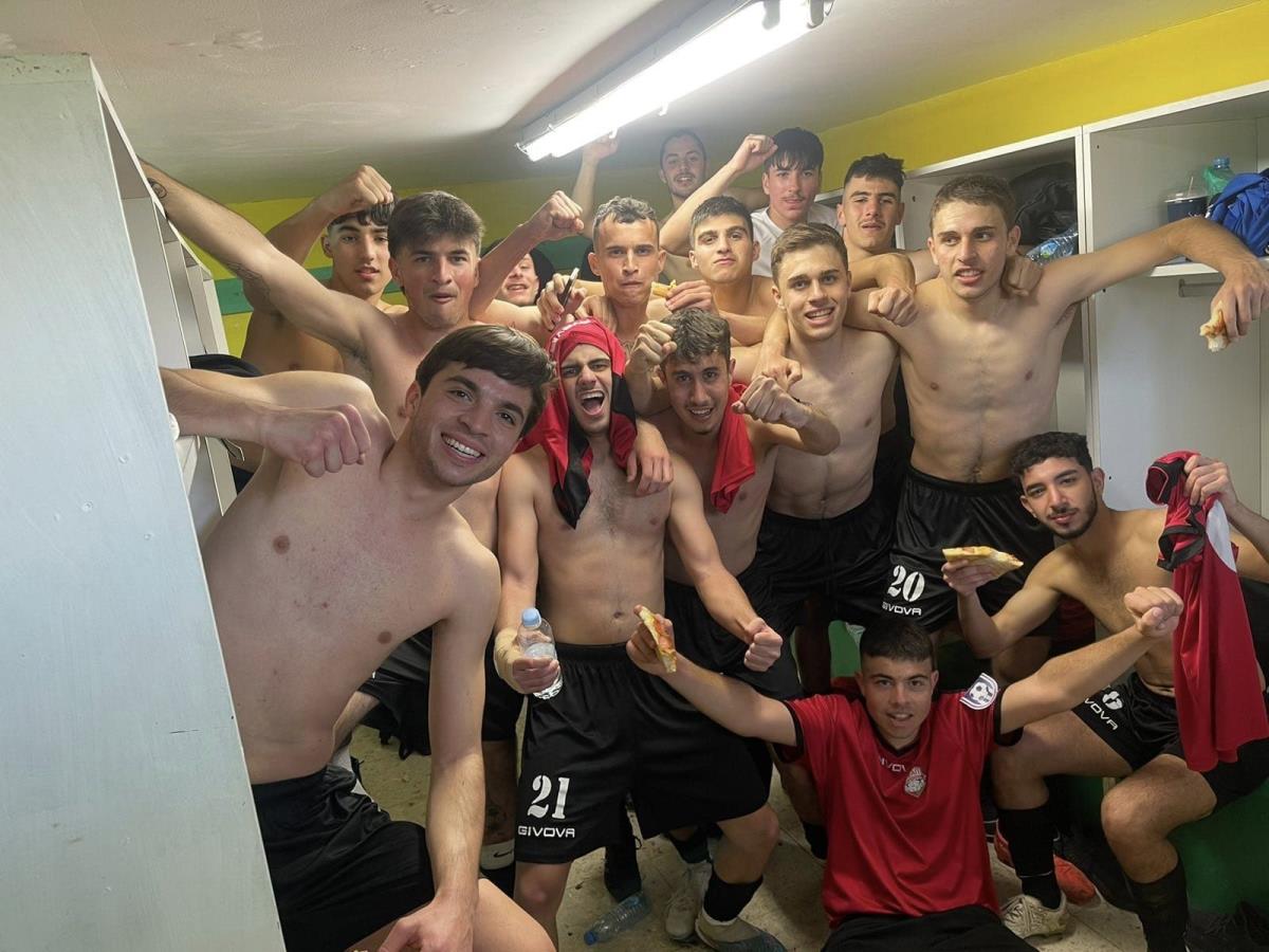 Πάρτι στα αποδυτήρια μετά το ΜΠΑΜ! | Thema Sports Αθλητικές Ειδήσεις